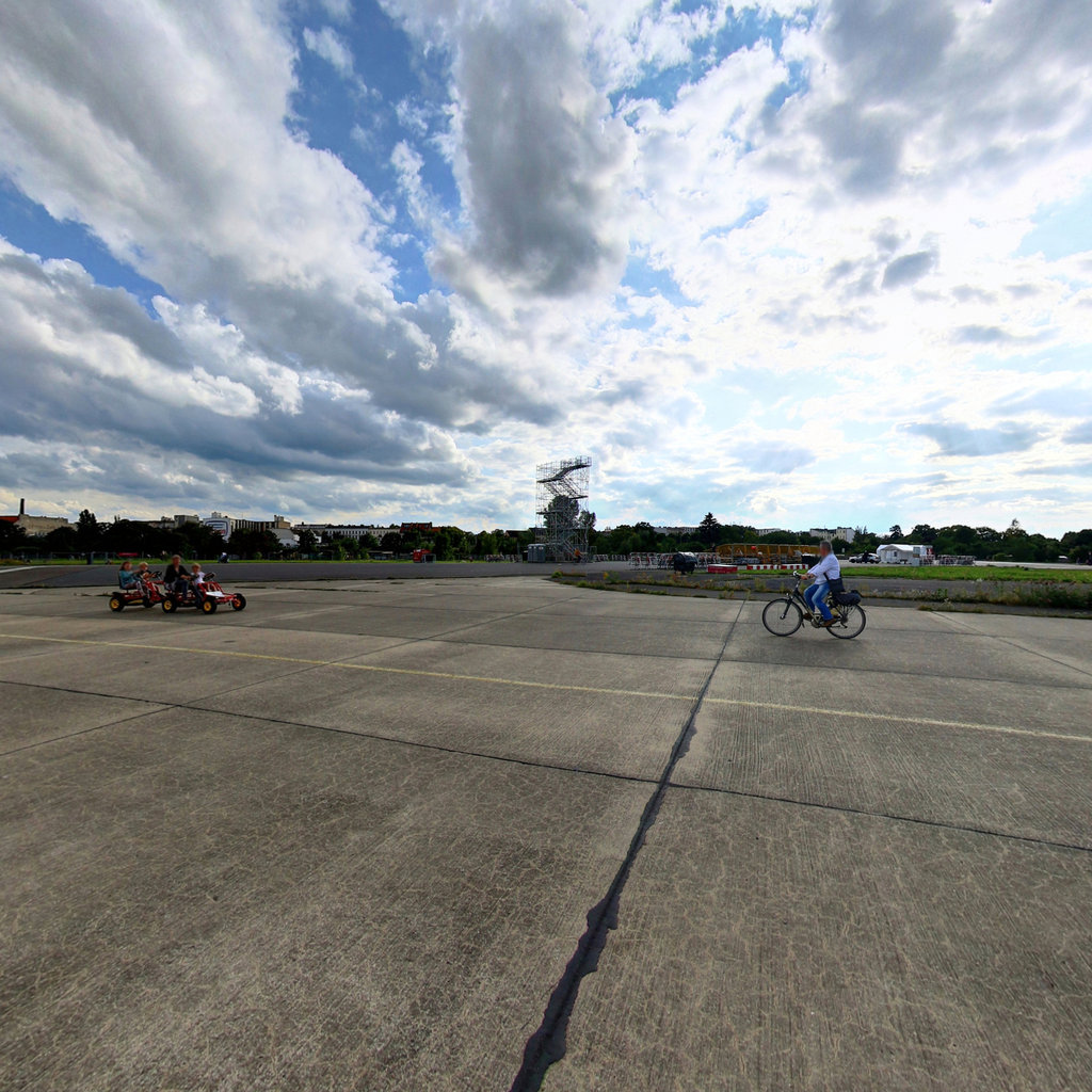 Tempelhofer Feld 5 | 360 Stories